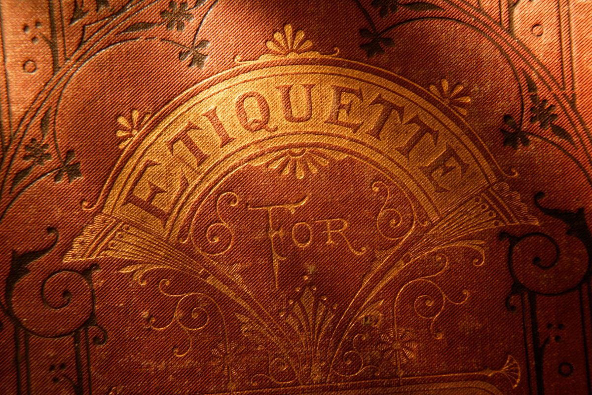 Modern Manners - How to avoid a carve up! - William Sitwell Updates